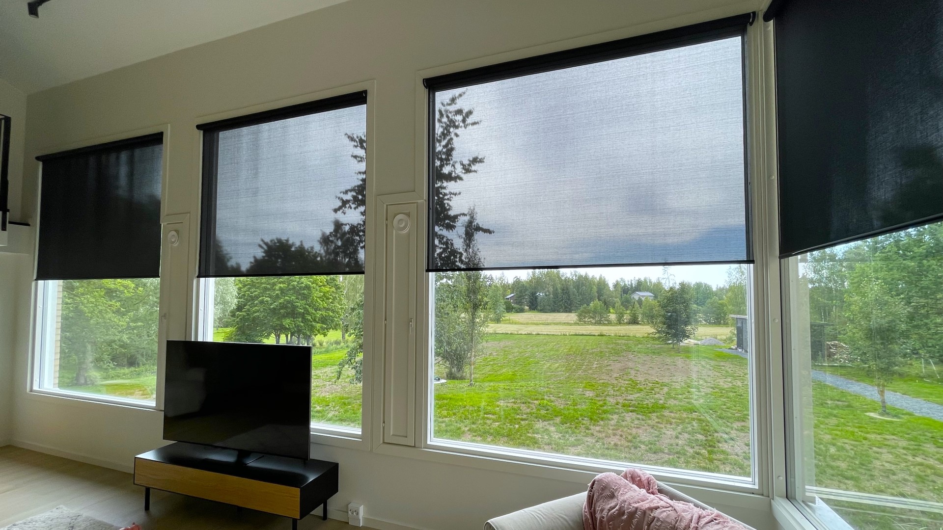 MARKIISIT terassille ja ikkunoihin - FINNKAIHDIN